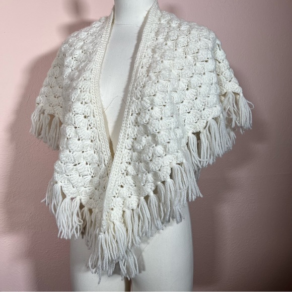 Hand Crafted | Accessories | Vintage 6 70 Handmade White Cottagecore ...